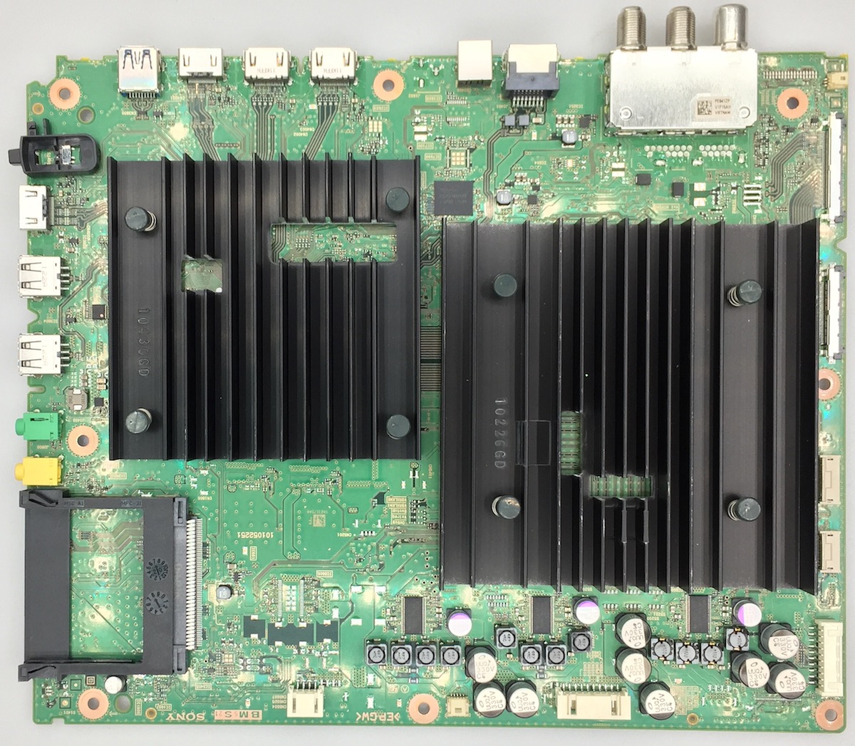 Vareza - XR-83A90J MAINBOARD 101052251 LE830AQB